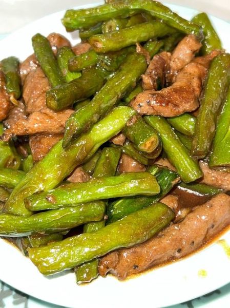 豆角炒肉怎么炒好吃_豆角炒肉用焯水吗-第3张图片-山城妙识