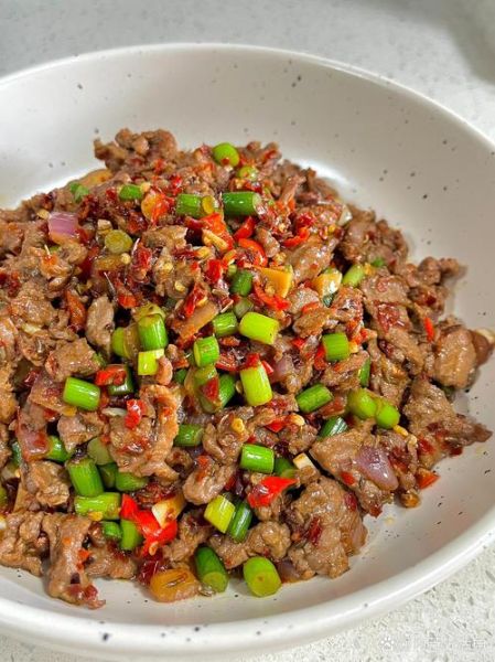 孜然牛肉怎么做才嫩_家常孜然牛肉做法步骤-第3张图片-山城妙识 孜然牛肉怎么做才嫩_家常孜然牛肉做法步骤-第3张图片-山城妙识