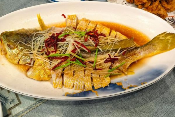 清蒸鱼怎么做才鲜嫩_蒸几分钟口感最佳-第2张图片-山城妙识 清蒸鱼怎么做才鲜嫩_蒸几分钟口感最佳-第2张图片-山城妙识