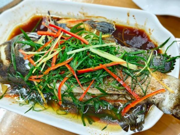 清蒸鱼怎么做才鲜嫩_蒸几分钟口感最佳-第3张图片-山城妙识 清蒸鱼怎么做才鲜嫩_蒸几分钟口感最佳-第3张图片-山城妙识