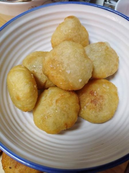 油炸糕怎么做才外酥里嫩_家常油炸糕的做法步骤-第1张图片-山城妙识 油炸糕怎么做才外酥里嫩_家常油炸糕的做法步骤-第1张图片-山城妙识