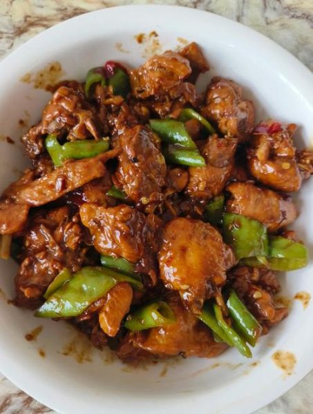 红烧鸡怎么做好吃_红烧鸡的家常做法步骤-第2张图片-山城妙识 红烧鸡怎么做好吃_红烧鸡的家常做法步骤-第2张图片-山城妙识