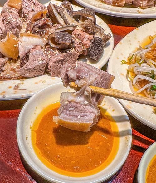 白切东山羊怎么做_白切东山羊正宗做法-第1张图片-山城妙识 白切东山羊怎么做_白切东山羊正宗做法-第1张图片-山城妙识