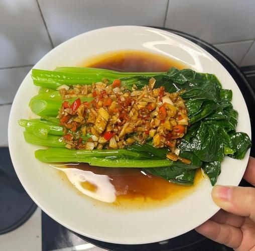 蒜蓉菜心怎么做_蒜蓉菜心焯水几分钟-第1张图片-山城妙识 蒜蓉菜心怎么做_蒜蓉菜心焯水几分钟-第1张图片-山城妙识