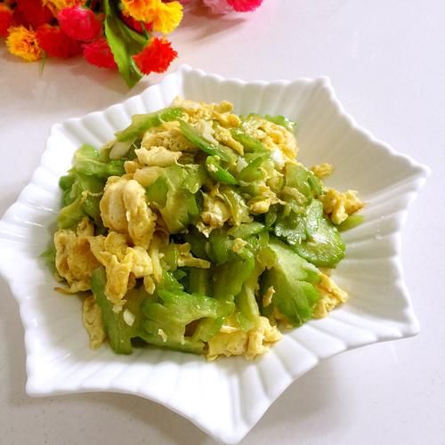 苦瓜怎么炒不苦又好吃_苦瓜最好吃的做法-第3张图片-山城妙识