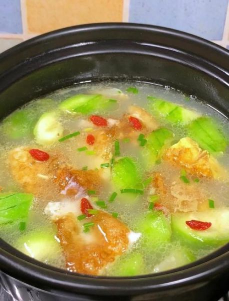 丝瓜蛋汤怎么做_丝瓜蛋汤家常做法-第2张图片-山城妙识