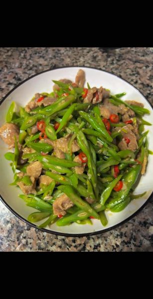 四季豆烧肉怎么做_四季豆烧肉的家常做法-第1张图片-山城妙识 四季豆烧肉怎么做_四季豆烧肉的家常做法-第1张图片-山城妙识