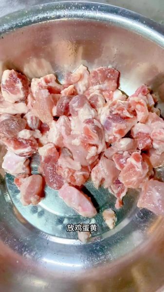 炸排骨怎么做_炸排骨用什么粉更酥脆-第1张图片-山城妙识 炸排骨怎么做_炸排骨用什么粉更酥脆-第1张图片-山城妙识