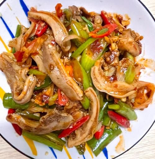 炒猪肚怎么炒才脆_家常炒猪肚做法-第1张图片-山城妙识 炒猪肚怎么炒才脆_家常炒猪肚做法-第1张图片-山城妙识