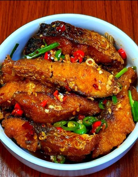 油炸鱼怎么做好吃_油炸鱼的做法步骤-第1张图片-山城妙识 油炸鱼怎么做好吃_油炸鱼的做法步骤-第1张图片-山城妙识