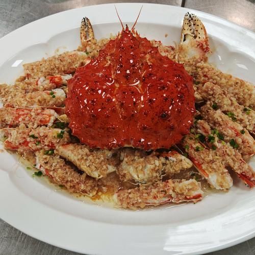 帝王蟹一蟹三吃做法_帝王蟹怎么做好吃-第1张图片-山城妙识