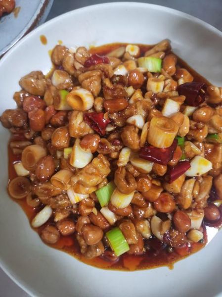 家常宫保鸡丁怎么做_正宗宫保鸡丁用鸡腿还是鸡胸-第3张图片-山城妙识 家常宫保鸡丁怎么做_正宗宫保鸡丁用鸡腿还是鸡胸-第3张图片-山城妙识