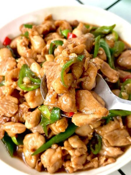 炒鸡腿怎么做好吃_家常炒鸡腿做法-第1张图片-山城妙识