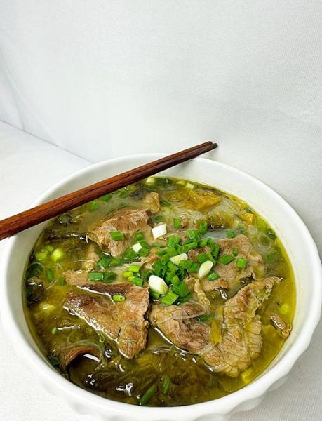 酸菜汤的家常做法_酸菜汤怎么做才好吃-第1张图片-山城妙识 酸菜汤的家常做法_酸菜汤怎么做才好吃-第1张图片-山城妙识