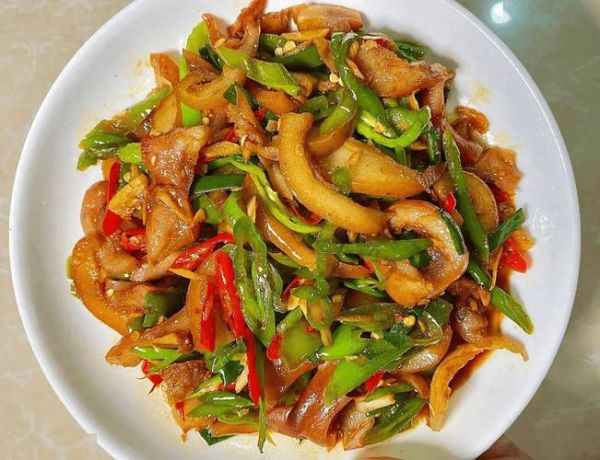 红烧猪皮怎么做好吃_家常红烧猪皮的做法窍门-第3张图片-山城妙识 红烧猪皮怎么做好吃_家常红烧猪皮的做法窍门-第3张图片-山城妙识