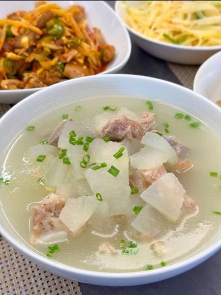 排骨炖冬瓜怎么做_冬瓜排骨汤的家常做法-第2张图片-山城妙识 排骨炖冬瓜怎么做_冬瓜排骨汤的家常做法-第2张图片-山城妙识