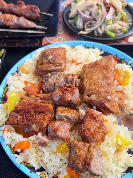 抓饭怎么做才正宗_正宗抓饭用什么米-第1张图片-山城妙识 抓饭怎么做才正宗_正宗抓饭用什么米-第1张图片-山城妙识