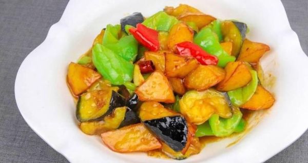 地三鲜怎么做_地三鲜茄子土豆青椒做法-第3张图片-山城妙识 地三鲜怎么做_地三鲜茄子土豆青椒做法-第3张图片-山城妙识