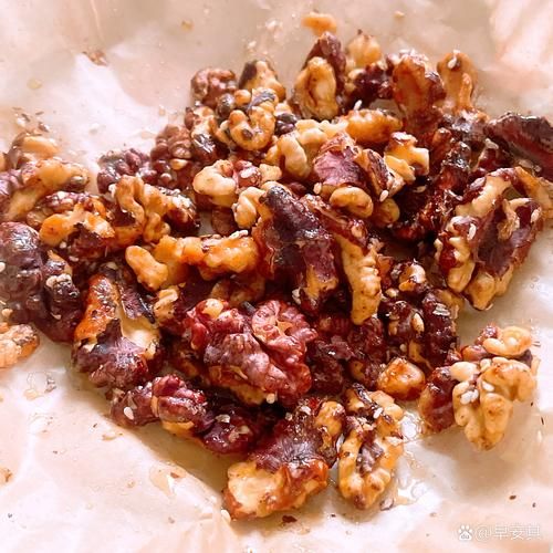 琥珀核桃仁怎么做_琥珀核桃仁怎么不粘锅-第2张图片-山城妙识 琥珀核桃仁怎么做_琥珀核桃仁怎么不粘锅-第2张图片-山城妙识