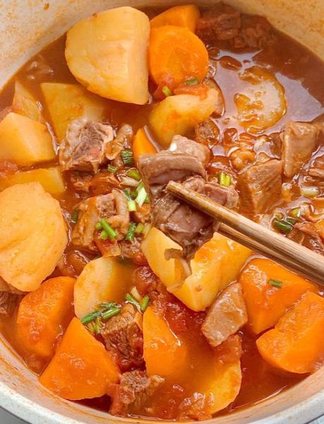 家常炖牛腩怎么做_牛腩炖多久才软烂-第1张图片-山城妙识 家常炖牛腩怎么做_牛腩炖多久才软烂-第1张图片-山城妙识