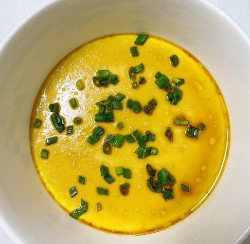 鸡蛋羹怎么蒸才嫩滑_鸡蛋羹水和蛋比例是多少-第1张图片-山城妙识 鸡蛋羹怎么蒸才嫩滑_鸡蛋羹水和蛋比例是多少-第1张图片-山城妙识