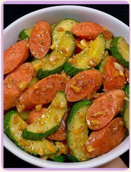 炒火腿肠怎么炒才好吃_火腿肠炒几分钟能熟-第1张图片-山城妙识 炒火腿肠怎么炒才好吃_火腿肠炒几分钟能熟-第1张图片-山城妙识