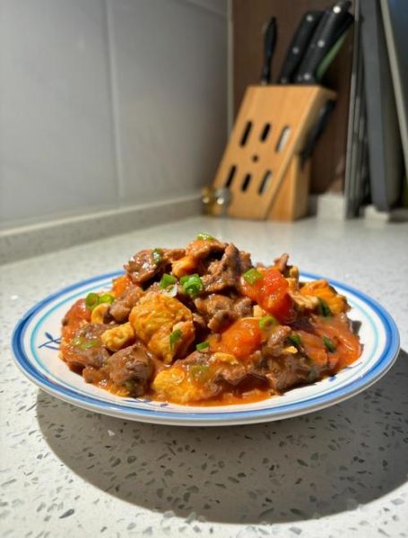 西红柿炒牛肉怎么做_西红柿炒牛肉家常做法-第2张图片-山城妙识 西红柿炒牛肉怎么做_西红柿炒牛肉家常做法-第2张图片-山城妙识