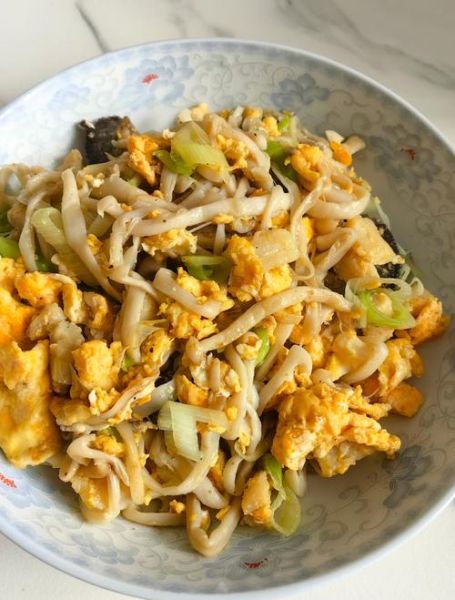 白玉菇炒鸡蛋怎么炒才鲜嫩_白玉菇炒鸡蛋的做法窍门-第1张图片-山城妙识 白玉菇炒鸡蛋怎么炒才鲜嫩_白玉菇炒鸡蛋的做法窍门-第1张图片-山城妙识