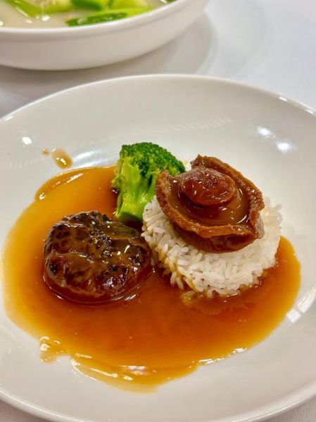 鲍汁捞饭的家常做法_鲍汁怎么调才够鲜-第1张图片-山城妙识 鲍汁捞饭的家常做法_鲍汁怎么调才够鲜-第1张图片-山城妙识