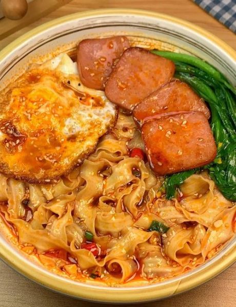 刀削面怎么做_刀削面的面怎么和-第2张图片-山城妙识 刀削面怎么做_刀削面的面怎么和-第2张图片-山城妙识