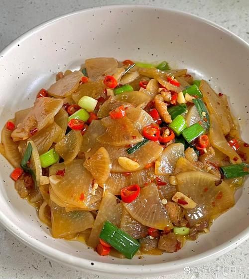 白萝卜炒肉怎么炒好吃_白萝卜炒肉的家常做法-第1张图片-山城妙识 白萝卜炒肉怎么炒好吃_白萝卜炒肉的家常做法-第1张图片-山城妙识
