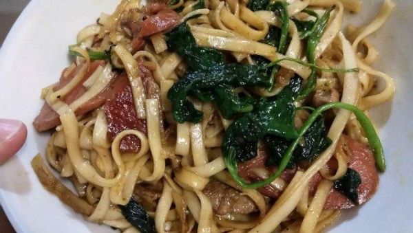 炒面条怎么炒不粘锅_家常炒面条做法步骤-第1张图片-山城妙识 炒面条怎么炒不粘锅_家常炒面条做法步骤-第1张图片-山城妙识