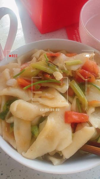 揪面片的家常做法_揪面片怎么做好吃-第2张图片-山城妙识 揪面片的家常做法_揪面片怎么做好吃-第2张图片-山城妙识