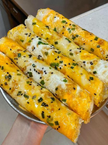 鸡蛋饼怎么做才松软_鸡蛋饼需要哪些材料-第1张图片-山城妙识 鸡蛋饼怎么做才松软_鸡蛋饼需要哪些材料-第1张图片-山城妙识