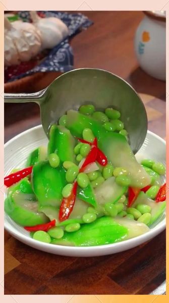 丝瓜毛豆怎么做好吃_丝瓜毛豆的家常做法-第1张图片-山城妙识