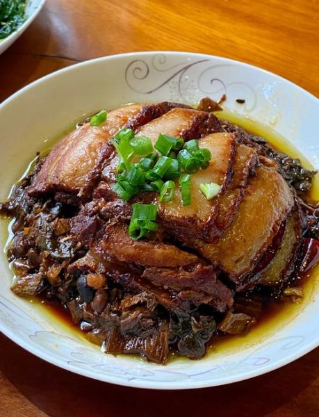 梅菜扣肉怎么做_梅菜扣肉家庭做法步骤-第1张图片-山城妙识 梅菜扣肉怎么做_梅菜扣肉家庭做法步骤-第1张图片-山城妙识