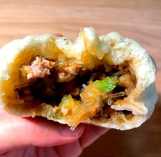 猪肉茄子馅包子怎么做_茄子猪肉包蒸多久才熟-第1张图片-山城妙识 猪肉茄子馅包子怎么做_茄子猪肉包蒸多久才熟-第1张图片-山城妙识