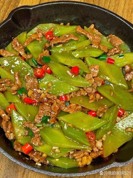 莴笋炒牛肉怎么做_莴笋炒牛肉焯水吗-第1张图片-山城妙识 莴笋炒牛肉怎么做_莴笋炒牛肉焯水吗-第1张图片-山城妙识