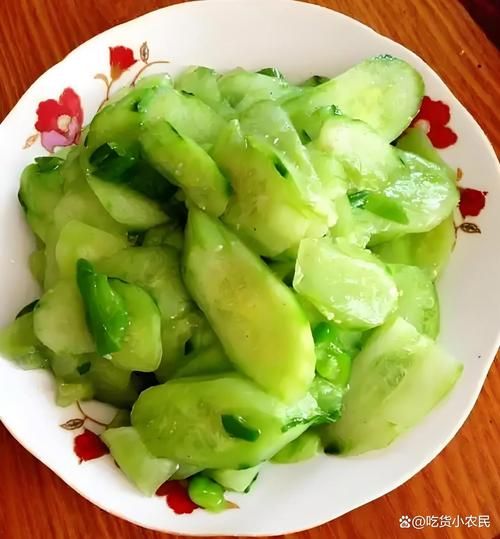 清炒黄瓜怎么做_清炒黄瓜要不要焯水-第3张图片-山城妙识 清炒黄瓜怎么做_清炒黄瓜要不要焯水-第3张图片-山城妙识