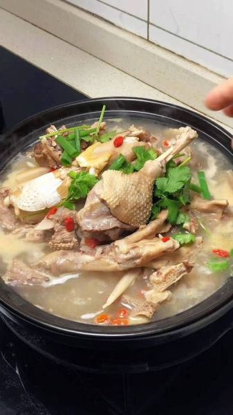 炖鸭子的家常做法_怎样炖鸭子不腥又入味-第2张图片-山城妙识