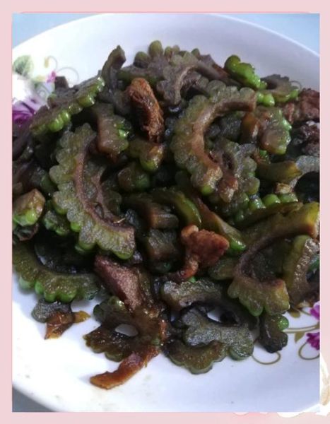 肉炒苦瓜怎么做不苦_苦瓜炒肉先焯水还是先下锅-第3张图片-山城妙识 肉炒苦瓜怎么做不苦_苦瓜炒肉先焯水还是先下锅-第3张图片-山城妙识
