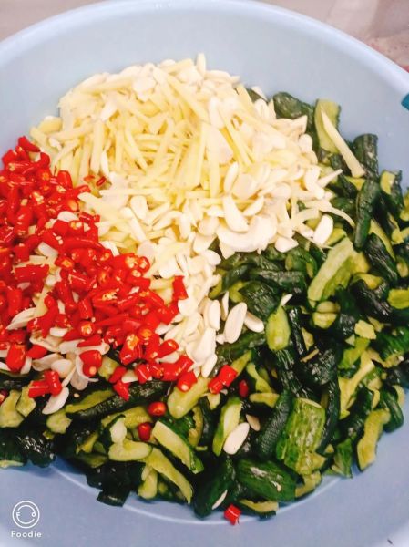 油黄瓜怎么腌制_油黄瓜的做法步骤-第1张图片-山城妙识