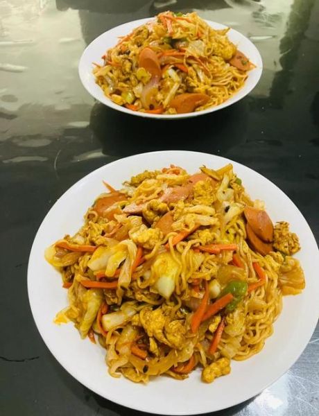 方便面炒面怎么做_炒方便面用不用先煮-第1张图片-山城妙识 方便面炒面怎么做_炒方便面用不用先煮-第1张图片-山城妙识