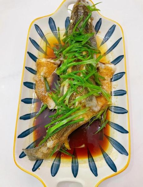 家常鱼的做法_清蒸鲈鱼怎么做才鲜嫩-第3张图片-山城妙识 家常鱼的做法_清蒸鲈鱼怎么做才鲜嫩-第3张图片-山城妙识