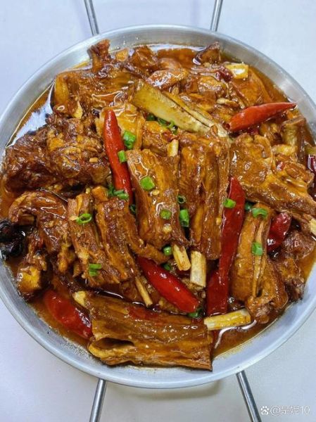 红焖羊排正宗的做法_家常红焖羊排怎么做-第1张图片-山城妙识