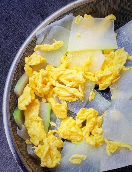 清炒冬瓜怎么做才好吃_清炒冬瓜需要焯水吗-第1张图片-山城妙识 清炒冬瓜怎么做才好吃_清炒冬瓜需要焯水吗-第1张图片-山城妙识