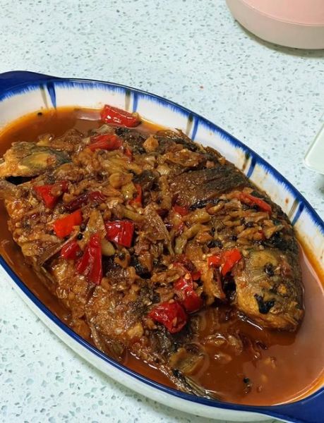 干烧鲫鱼怎么做才入味_干烧鲫鱼家常做法步骤-第1张图片-山城妙识 干烧鲫鱼怎么做才入味_干烧鲫鱼家常做法步骤-第1张图片-山城妙识