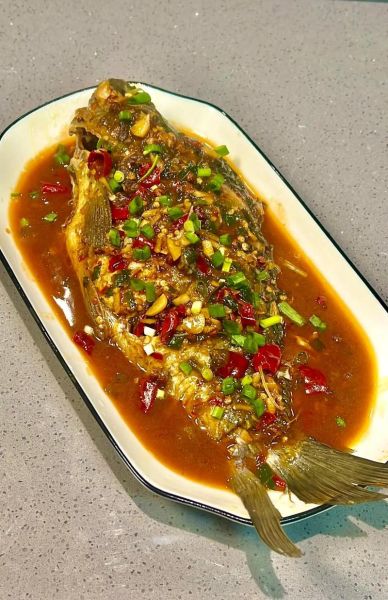 红烧水鱼怎么做才好吃_红烧水鱼的家常做法-第1张图片-山城妙识 红烧水鱼怎么做才好吃_红烧水鱼的家常做法-第1张图片-山城妙识