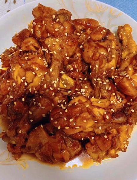 家常炖鸡翅根怎么做_鸡翅根炖多久才软烂-第1张图片-山城妙识 家常炖鸡翅根怎么做_鸡翅根炖多久才软烂-第1张图片-山城妙识