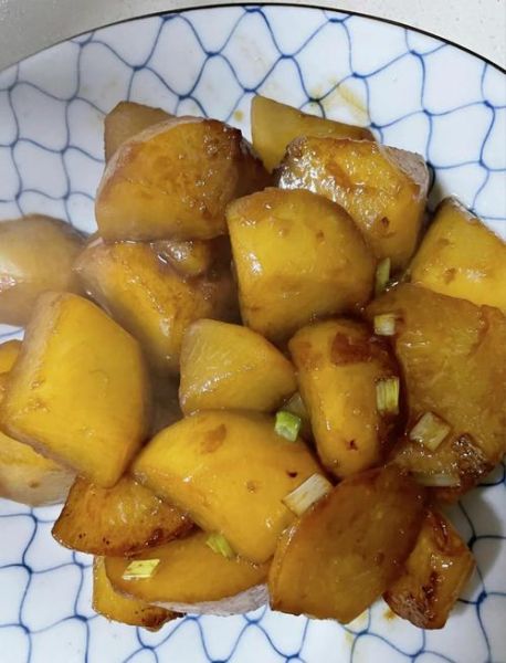 红烧萝卜怎么做_红烧萝卜需要焯水吗-第3张图片-山城妙识 红烧萝卜怎么做_红烧萝卜需要焯水吗-第3张图片-山城妙识